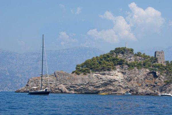 Li Galli: tra delfini e sirene nell'isola dei sogni - Evolution Travel